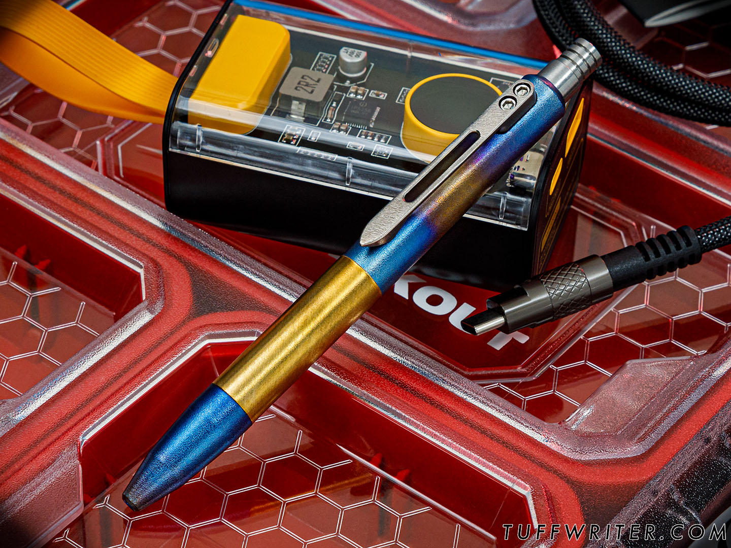 Tuff Writer - Mk Zero SPECIAL MISSION Pen - Titanium Flamed/Brass Brushed